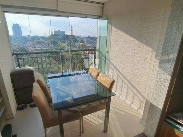 Apartamento 3 dormitórios sendo uma suíte, varanda e 1 vaga na Vila Penteado