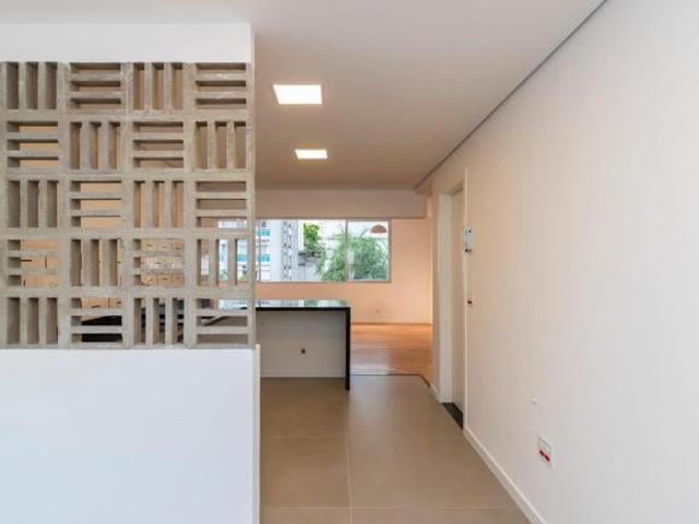 APARTAMENTO 3 DORMITORIOS, SENDO UMA SUITE, SALA DOIS AMBIENTES, COZINHA, COPA AREA DE SERVIÇO, DORM