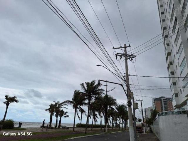 Apartamento 3 dormitórios sendo 01 suítes 2 vagas no coração do Solemar