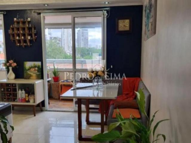Apartamento 3 dormitorios sendo 1 suite, 2 banheiros, 1 vaga de garagem