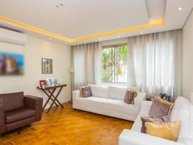 APARTAMENTO 3 DORMITÓRIOS SENDO 1 SUÍTE 2 BANHEIROS SALA 2 AMBIENTES 1 VAGA