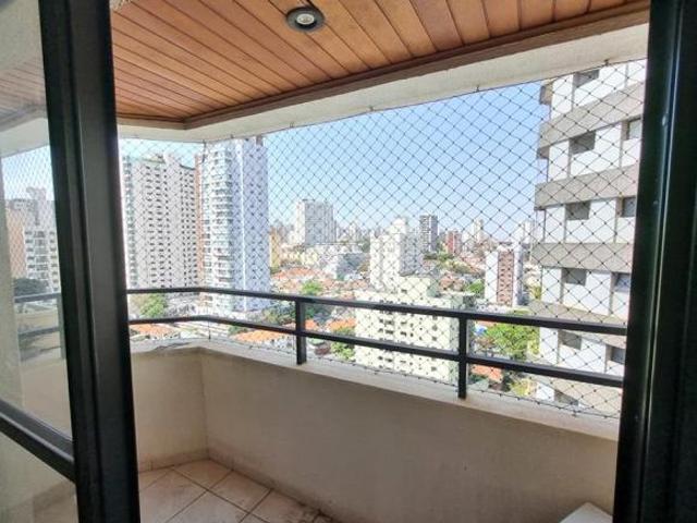 Apartamento 3 dormitórios sendo 1 suíte com Varanda na sala e no quarto com 2 vagas