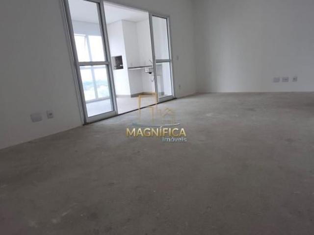 Apartamento, 3 dormitórios sendo 1 suíte com 2