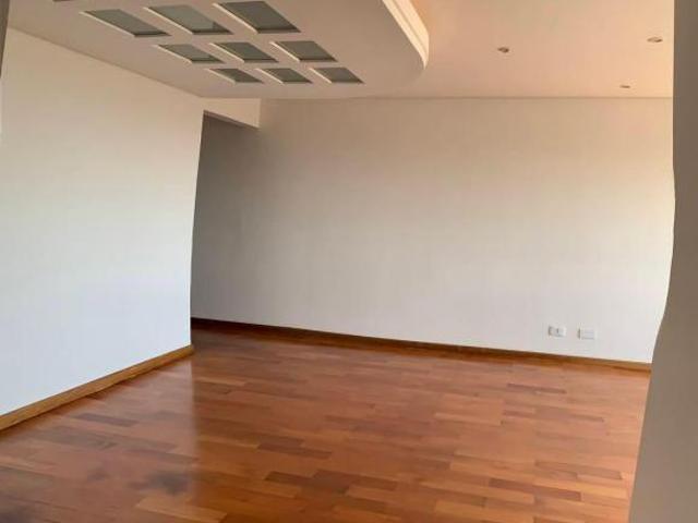 Apartamento, 3 Dormitórios sendo 1 suíte, Edifício Liverpool