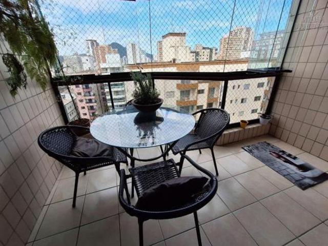 Apartamento 3 dormitórios sendo 1 suíte frente rua no bairro Guilhermina