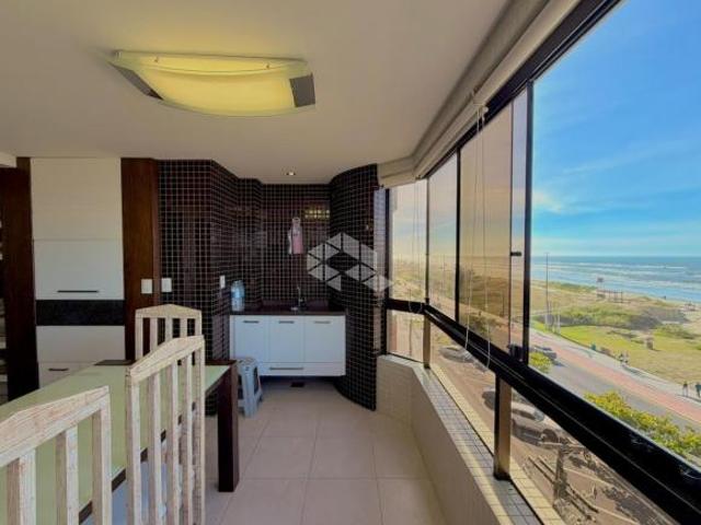 Apartamento 3 dormitórios, sendo 1 suíte, mobiliado, beira mar, 159,18m² total, 2 box na Navegantes