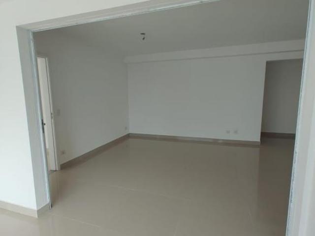 Apartamento 3 dormitórios sendo 3 suítes – R$ 950.000,00