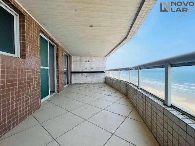 Apartamento 3 dormitórios sendo 3 suítes, 2 vagas de garagem e uma linda vista panorâmica com mar na