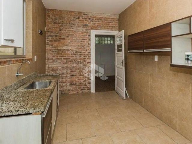 Apartamento 3 dormitorios terreo frente com suite, 2 vagas de garagem