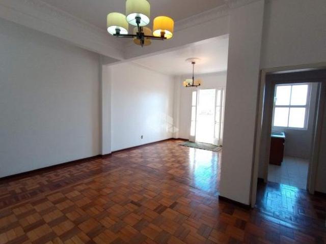 Apartamento 3 dormitórios, transformado em 2 dormitórios, 101,35 m² privativo,Floresta,Porto Alegre