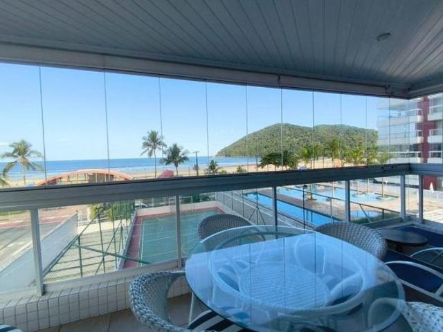 Apartamento 3 dormitórios Vista mar