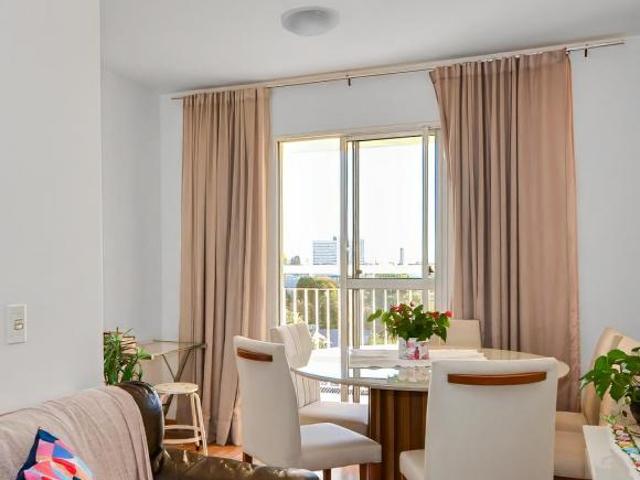 Apartamento 3 dormitórios, 01 suíte e varanda com churrasqueira