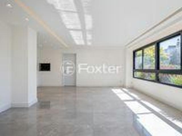 Apartamento, 3 dormitórios, 143 m², em Rio Branco