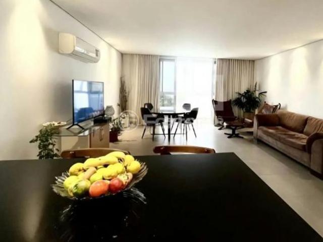 Apartamento, 3 dormitórios, 140 m², em Nossa Senhora de Lourdes