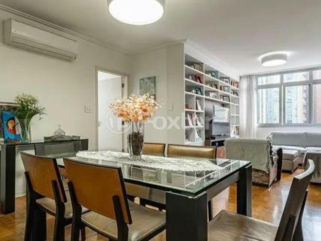 Apartamento, 3 dormitórios, 140 m², em Jardim Paulista