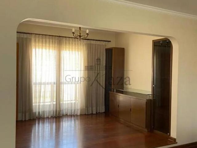 Apartamento 3 Dormitórios 140m² proximo Escola Paulista de Medicina