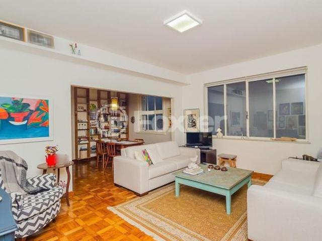 Apartamento, 3 dormitórios, 141.45 m², em Moinhos de Vento