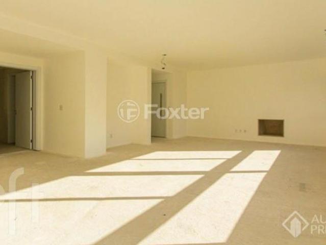 Apartamento, 3 dormitórios, 141.54 m², em Rio Branco