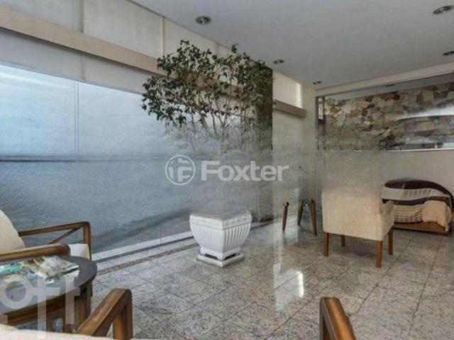 Apartamento, 3 dormitórios, 142.3 m², em Floresta