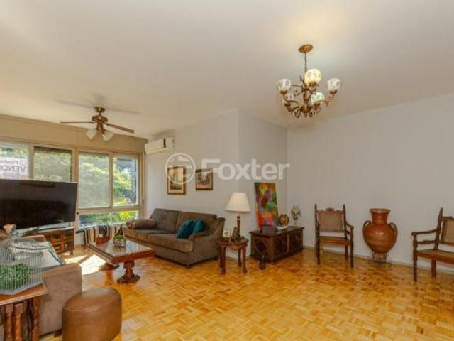 Apartamento, 3 dormitórios, 142 m², em Três Figueiras
