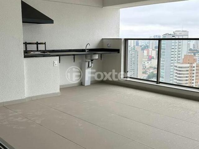 Apartamento, 3 dormitórios, 142 m², em Vila Mariana