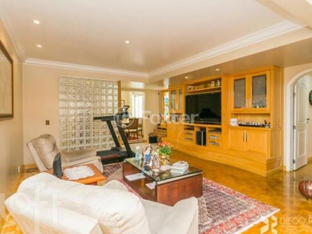Apartamento, 3 dormitórios, 147 m², em Centro Histórico
