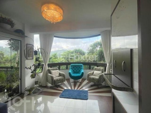 Apartamento, 3 dormitórios, 144.71 m², em Carniel