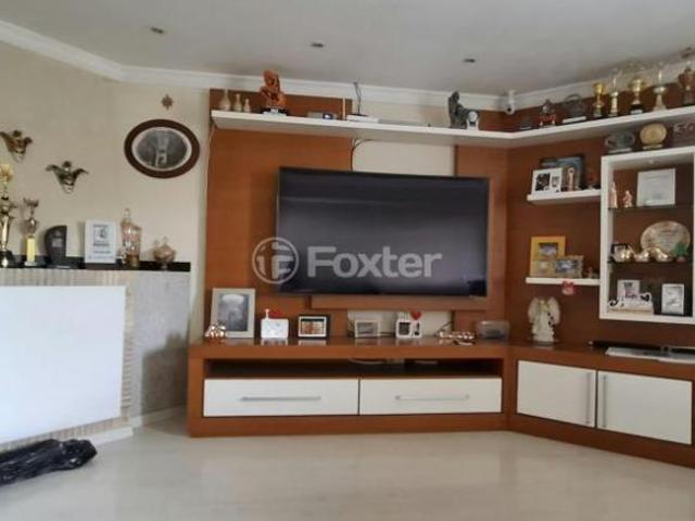 Apartamento, 3 dormitórios, 144 m², em Serrano