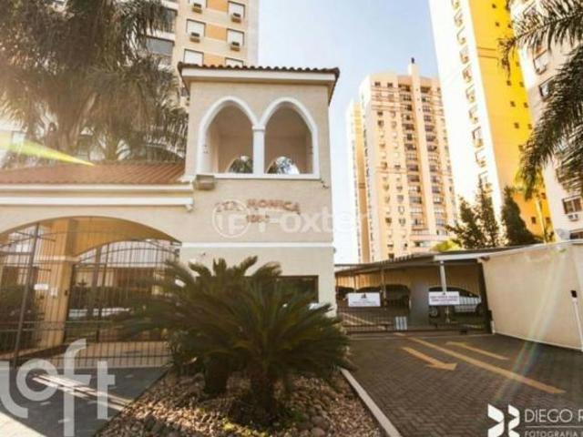 Apartamento, 3 dormitórios, 145.3 m², em Passo da Areia