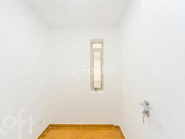 Apartamento, 3 dormitórios, 145 m², em Itaim Bibi