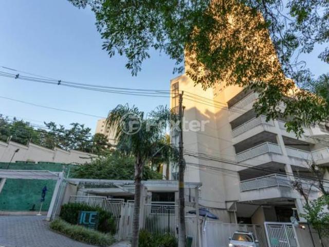 Apartamento, 3 dormitórios, 145 m², em Lar São Paulo