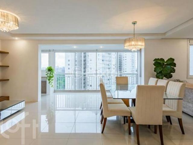 Apartamento, 3 dormitórios, 148 m², em Jardim Europa