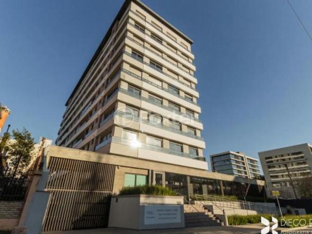 Apartamento, 3 dormitórios, 149 m², em Tristeza