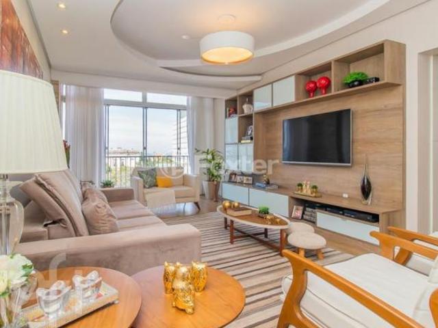 Apartamento, 3 dormitórios, 153 m², em Centro Histórico