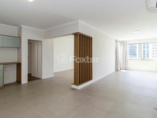 Apartamento, 3 dormitórios, 150 m², em Itaim Bibi