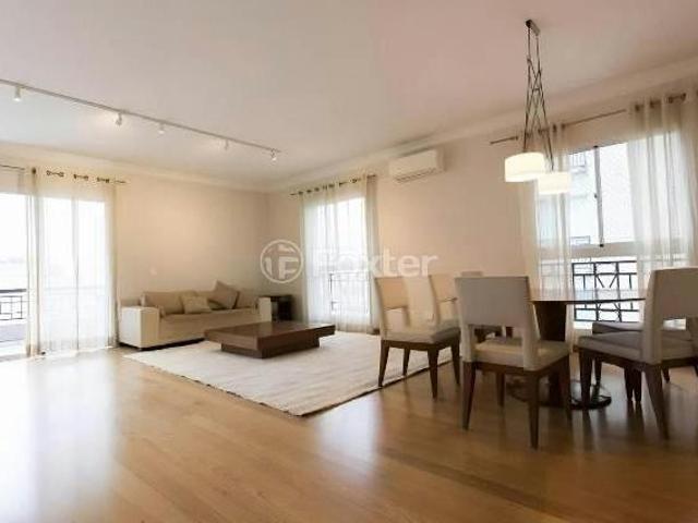 Apartamento, 3 dormitórios, 150 m², em Jardim Paulista