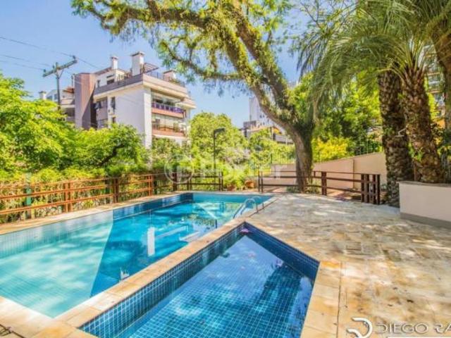 Apartamento, 3 dormitórios, 150 m², em Rio Branco