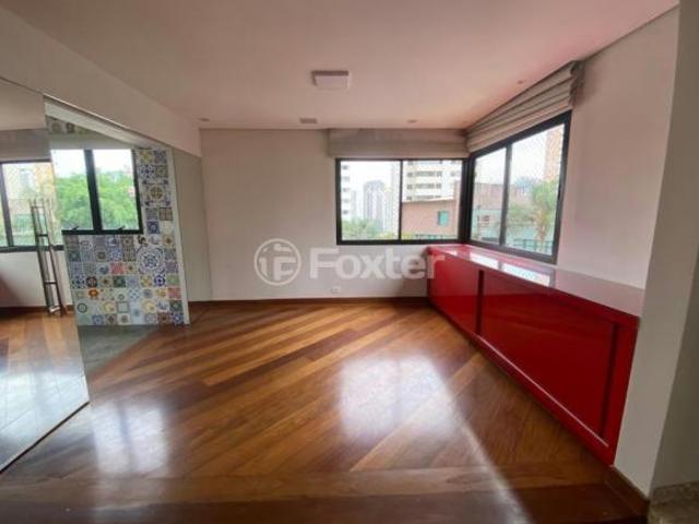 Apartamento, 3 dormitórios, 157 m², em Vila Andrade