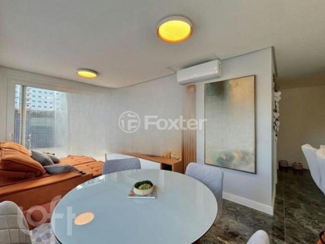 Apartamento, 3 dormitórios, 154.9 m², em Zona Nova