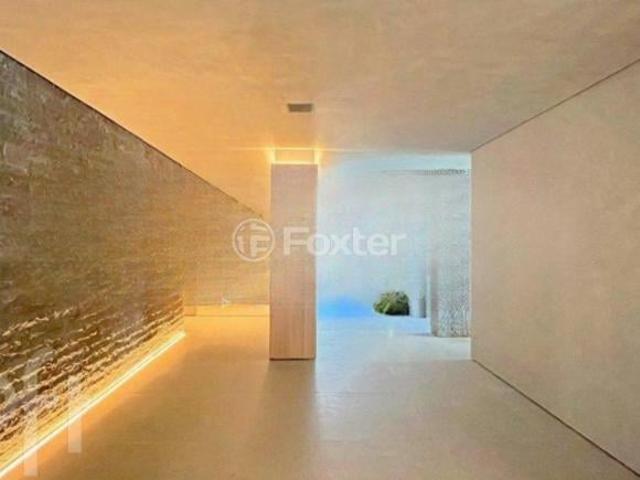 Apartamento, 3 dormitórios, 156.44 m², em Boa Vista