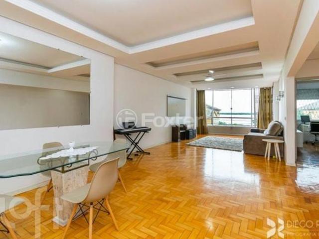 Apartamento, 3 dormitórios, 156.66 m², em Centro Histórico
