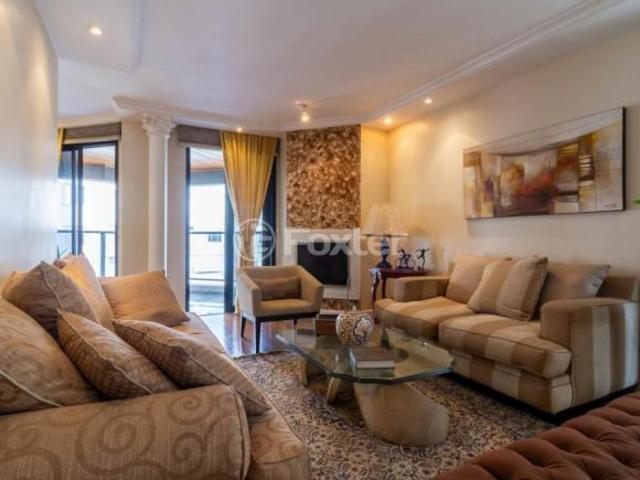 Apartamento, 3 dormitórios, 158 m², em Pinheiros