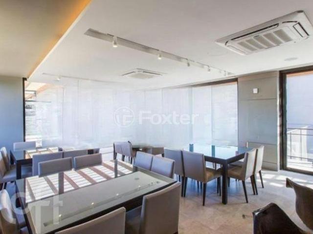 Apartamento, 3 dormitórios, 163 m², em Pedra Redonda