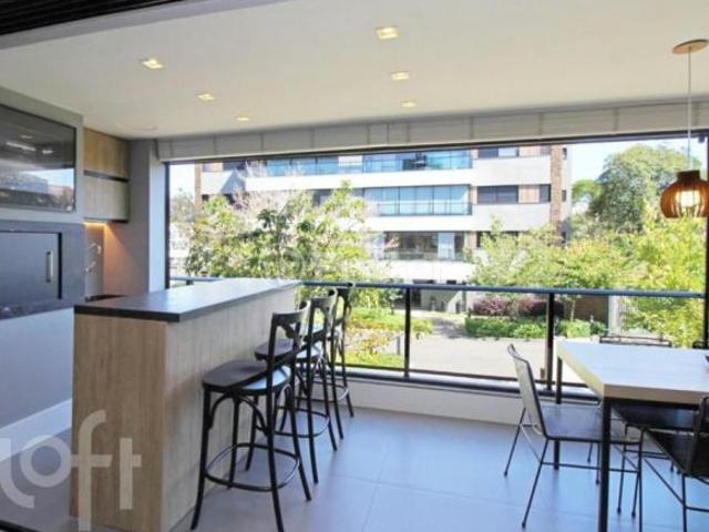 Apartamento, 3 dormitórios, 162.68 m², em Pedra Redonda