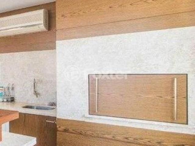 Apartamento, 3 dormitórios, 169.39 m², em Rio Branco