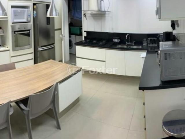 Apartamento, 3 dormitórios, 169 m², em Vila Mariana