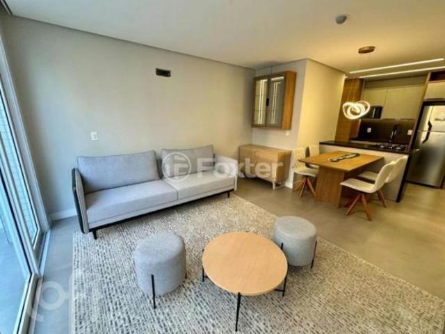 Apartamento, 3 dormitórios, 170 m², em Navegantes
