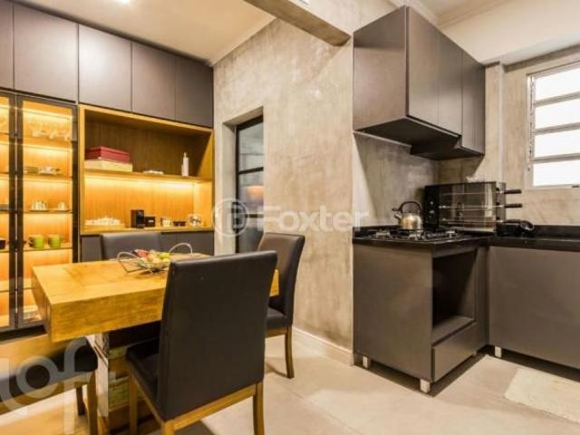 Apartamento, 3 dormitórios, 170 m², em Centro Histórico