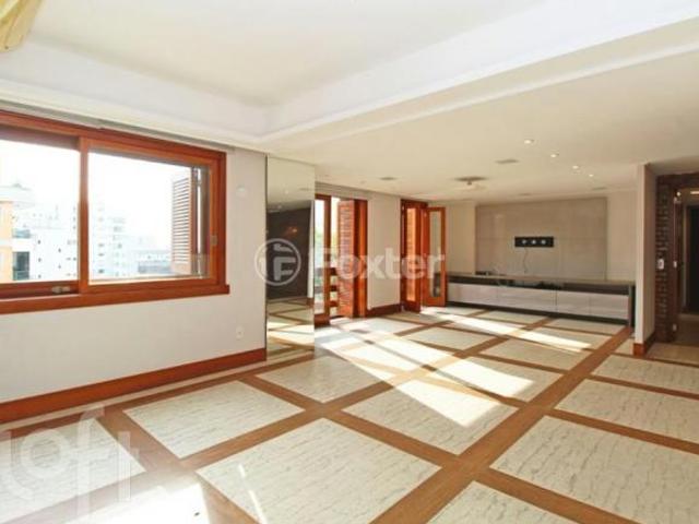 Apartamento, 3 dormitórios, 170 m², em Independência