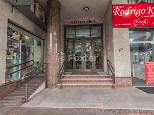 Apartamento, 3 dormitórios, 170 m², em Independência